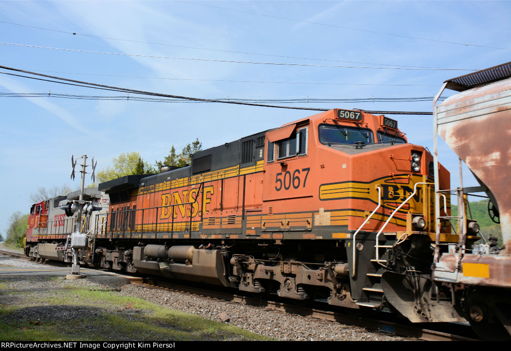 BNSF 5067